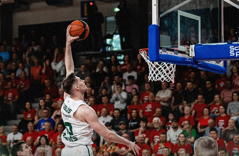 Betsafe LKL playoffs: Zalgiris Kaunas dominates game 2 to take 2-0 ...