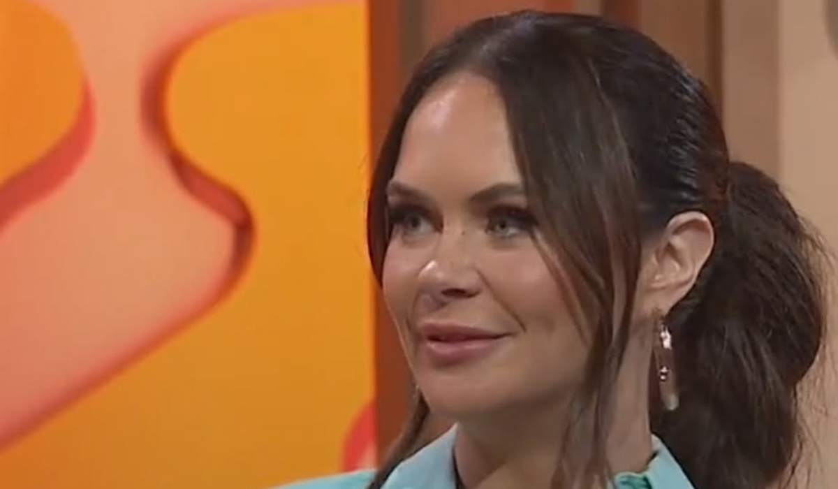 WATCH: Joanne McNally hilarious fails in her bid for spelling glory on ...