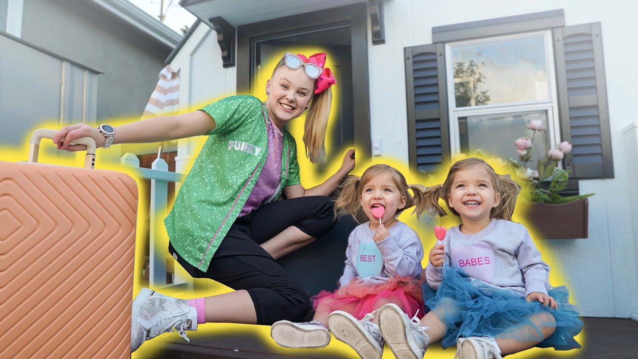 Parents welcome new nanny JoJo Siwa into their home