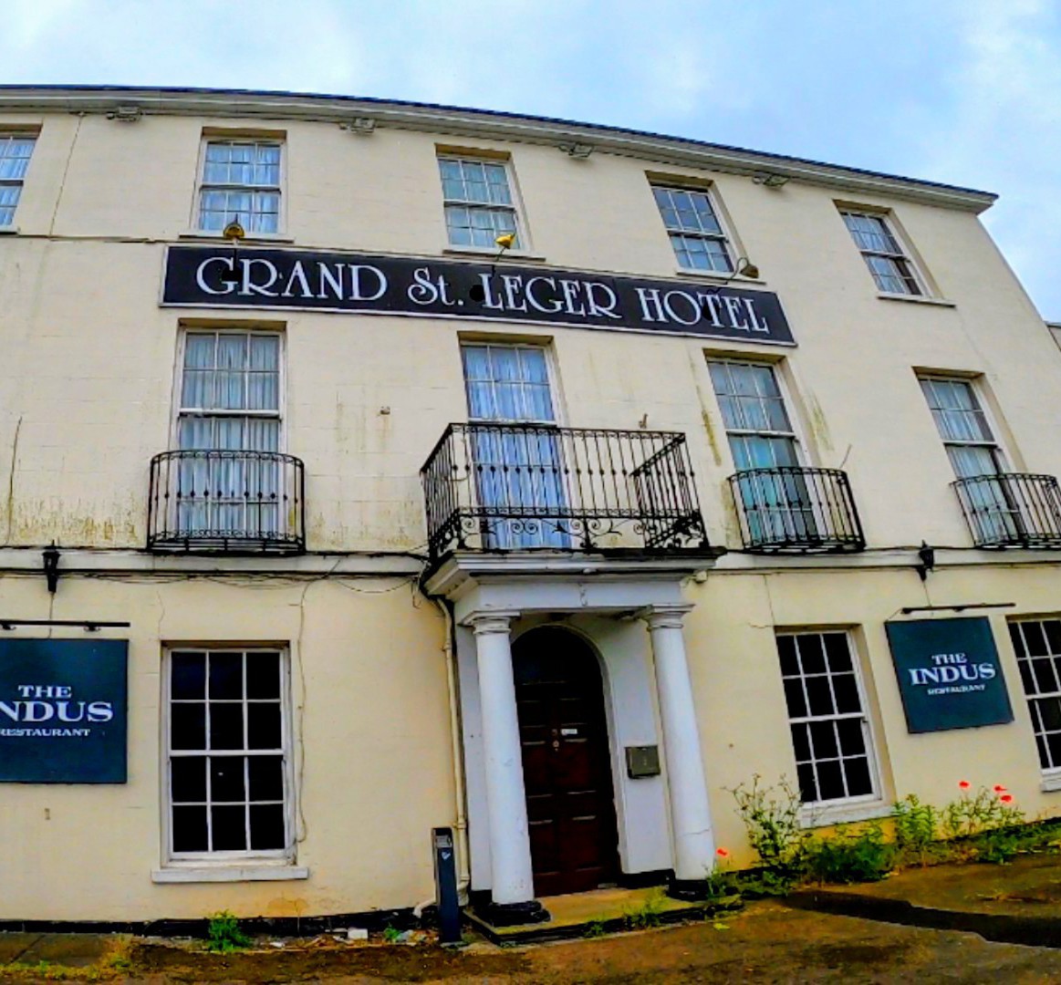 Video: Eerie glimpse inside abandoned landmark Doncaster hotel