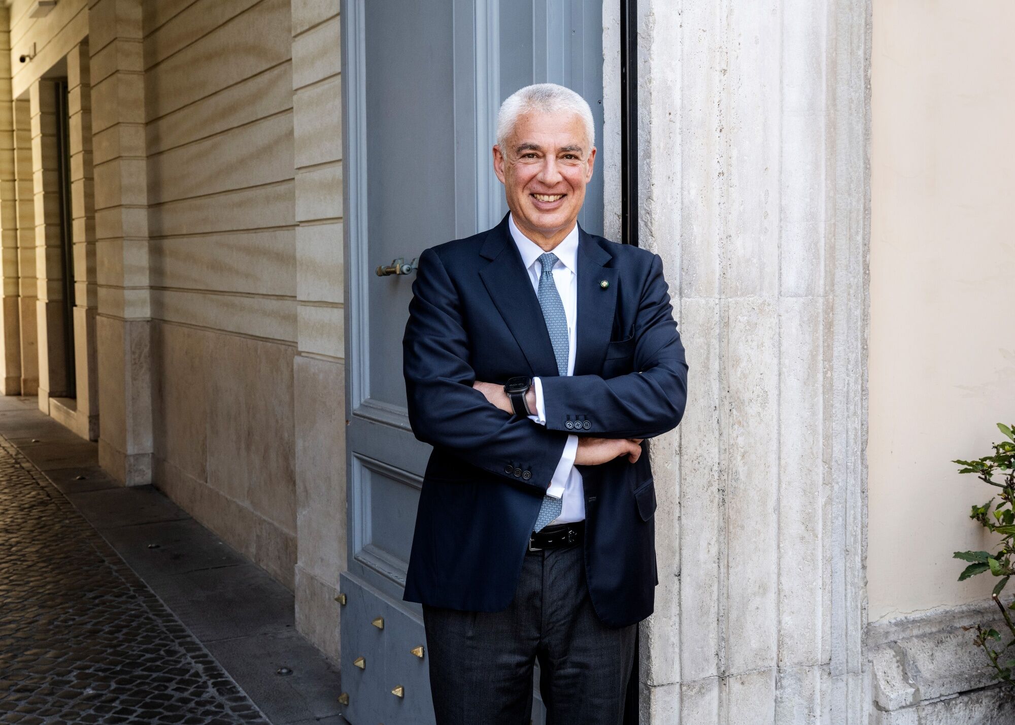 Leonardo CEO eyes green light for space venture in 2027