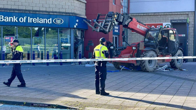 ATM machine stolen at Bank of Ireland in Little Island
