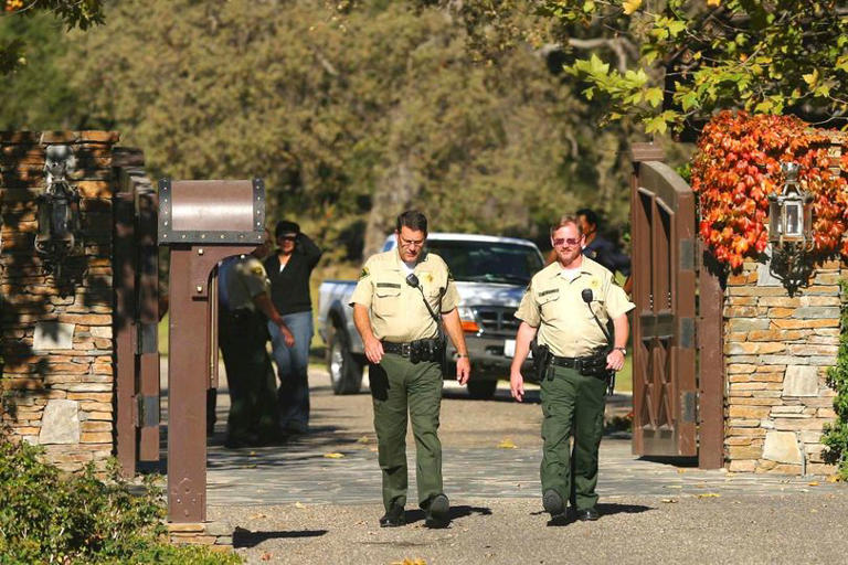 Disturbing items cops found in Michael Jackson's Neverland ranch ...