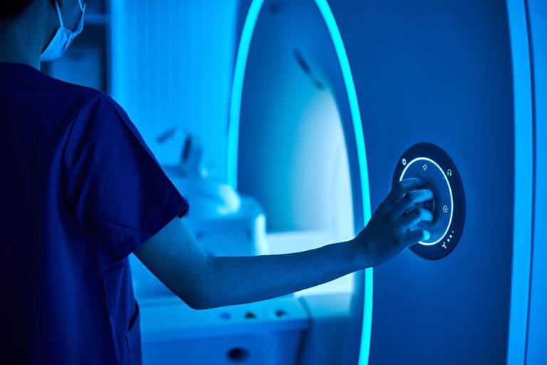 Prostate cancer treatment that takes just five sessions to complete ...