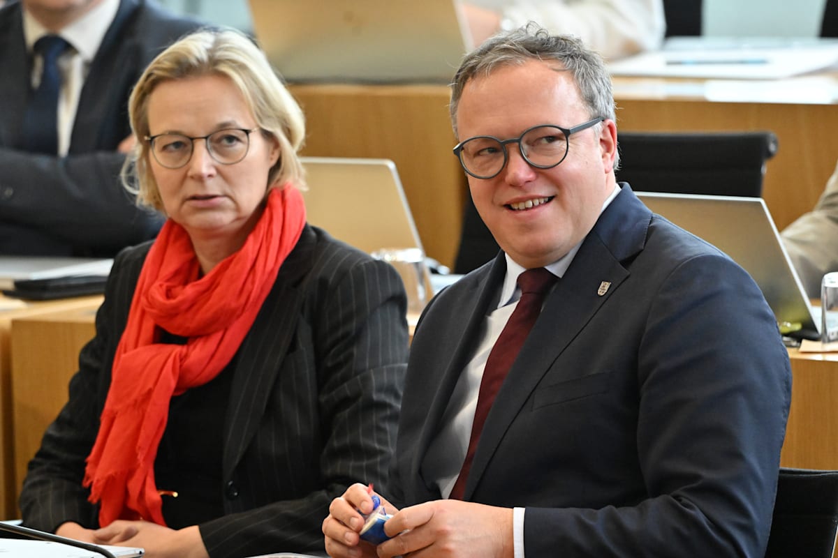 Ministerpräsident Voigt verteidigt sich gegen KI-Vorwürfe