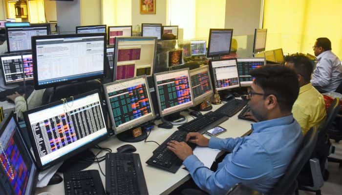 Sensex ends higher, Nifty slips as metal, PSU bank stocks drag