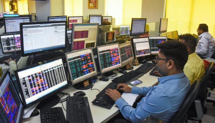 Sensex ends higher, Nifty slips as metal, PSU bank stocks drag