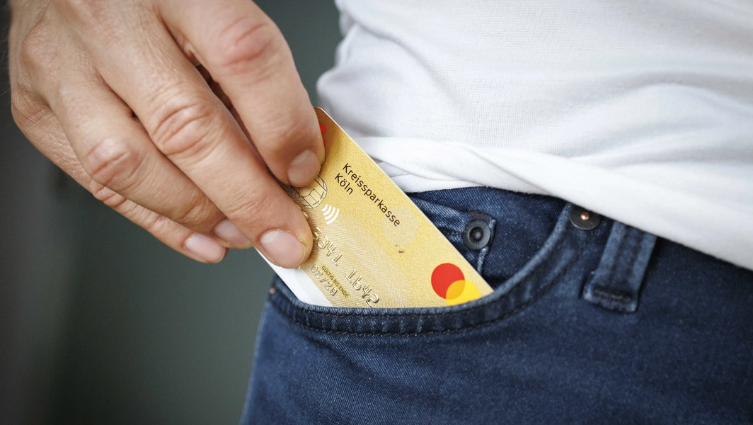 15 habits to quit for greater financial freedom