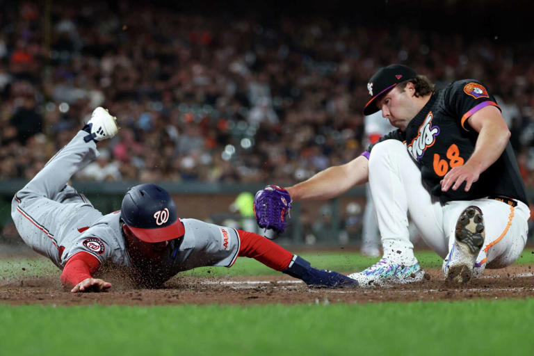 Missed opportunities costly as Giants fall to Nationals for second ...