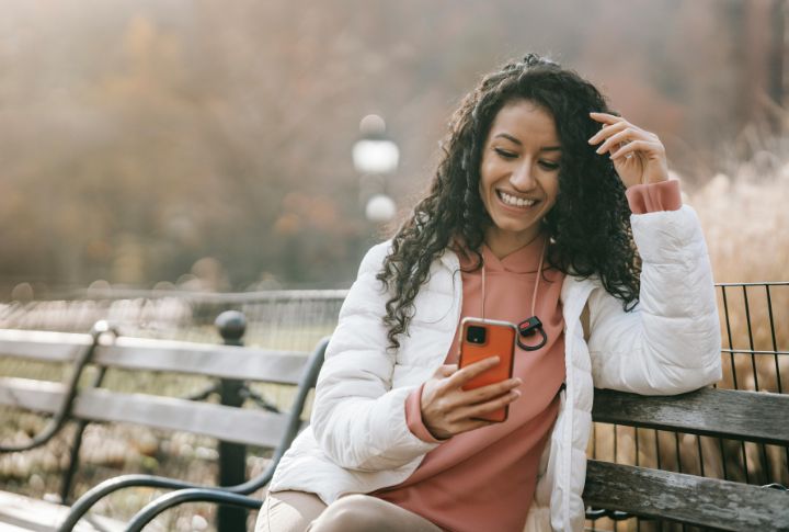 10 types of text messages you should never respond to