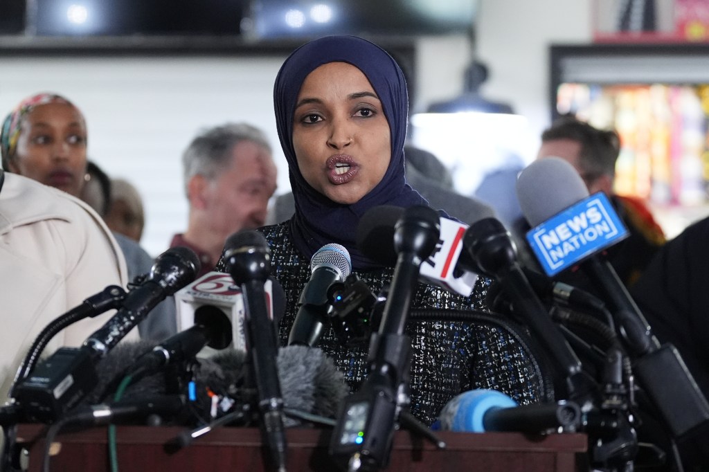 James Comer tells 'Pod Force One' Ilhan Omar 'in a lot of trouble' amid ...