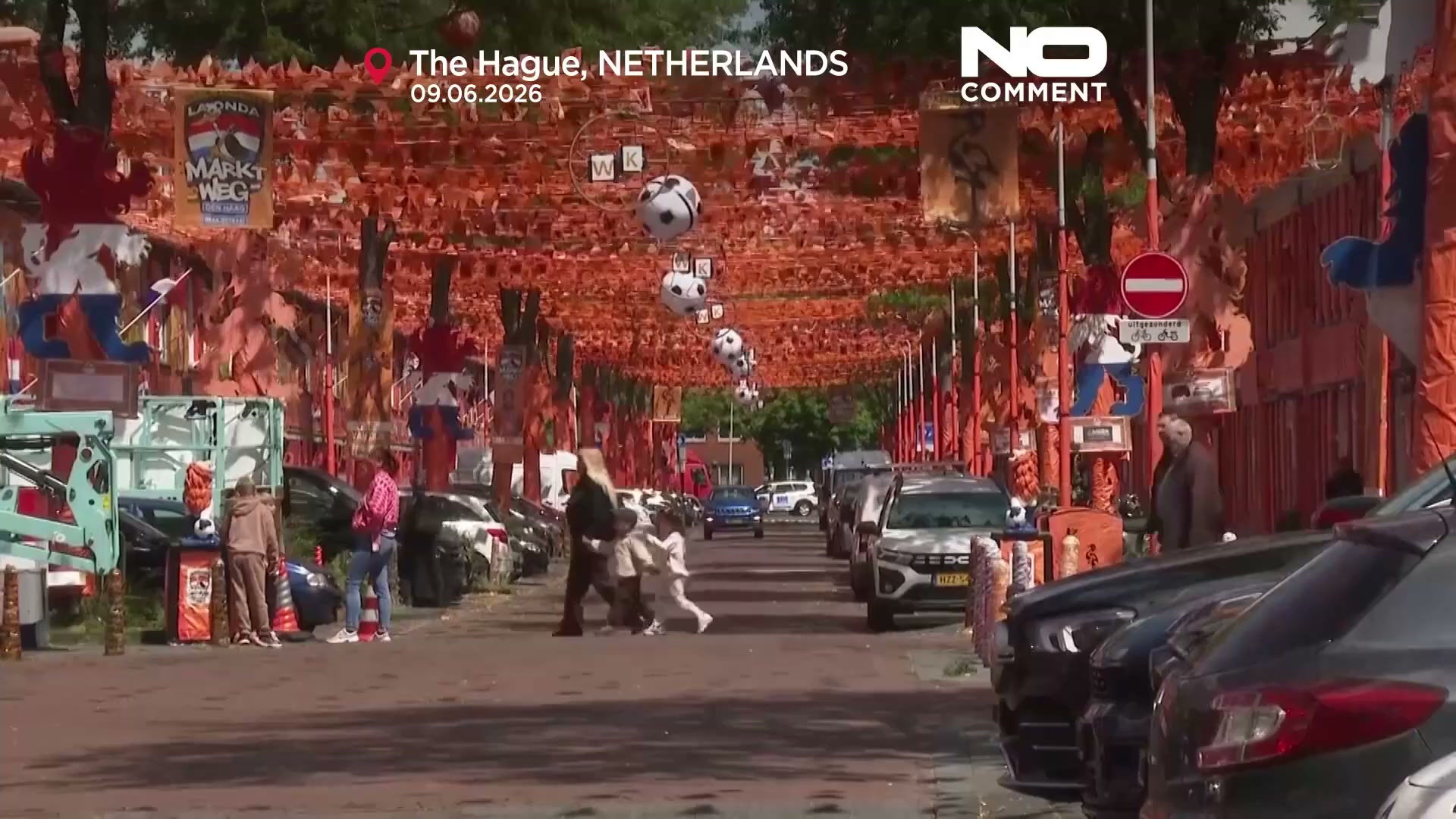 Netherlands: Marktweg in The Hague becomes iconic orange street for ...