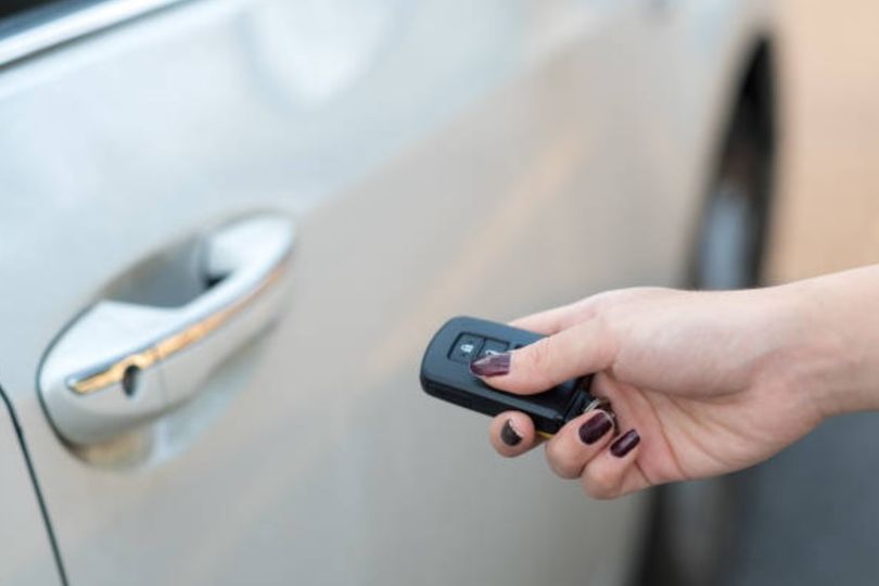 Government reviewing car rule and could save drivers £650 a year