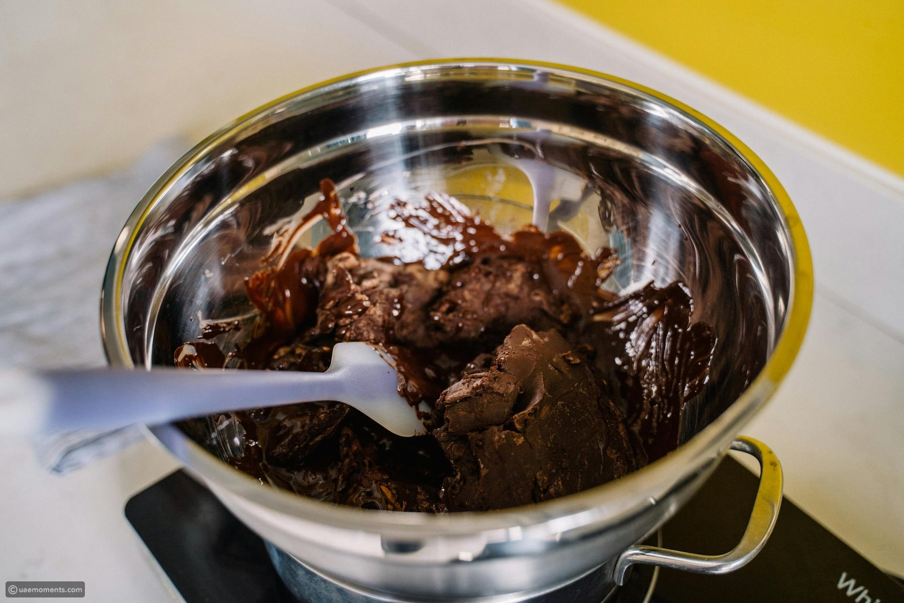 Easy 8 ingredient chocolate ice cream recipe no machine required