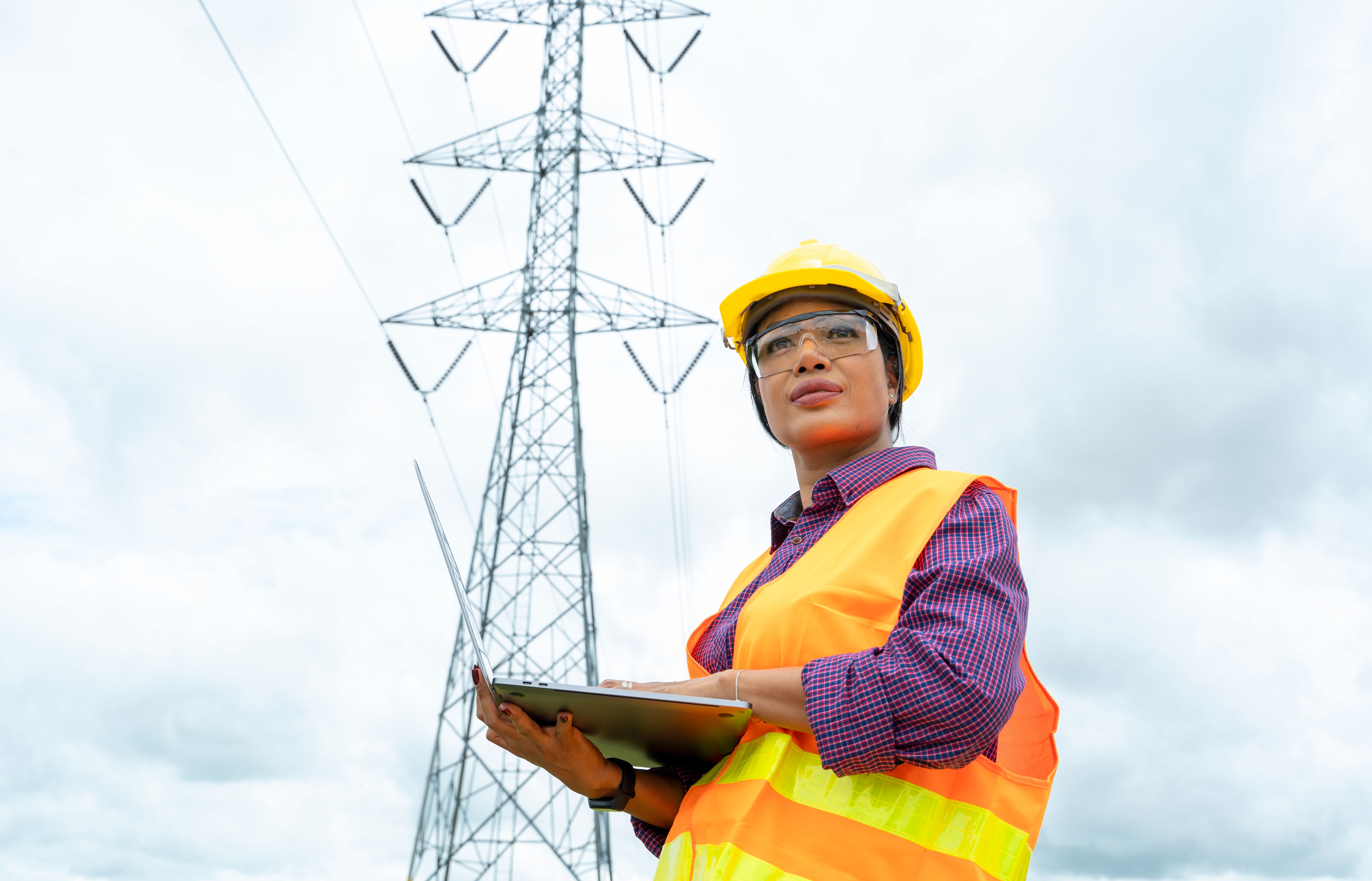 Better telecom stock: Verizon or Rogers Communications?