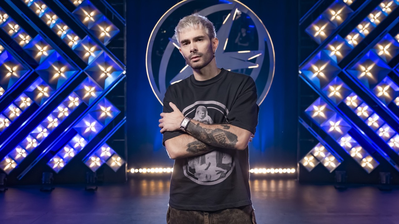 Jól fizet az RTL – ByeAlex Cartier órát villantva vágott vissza az őt ...