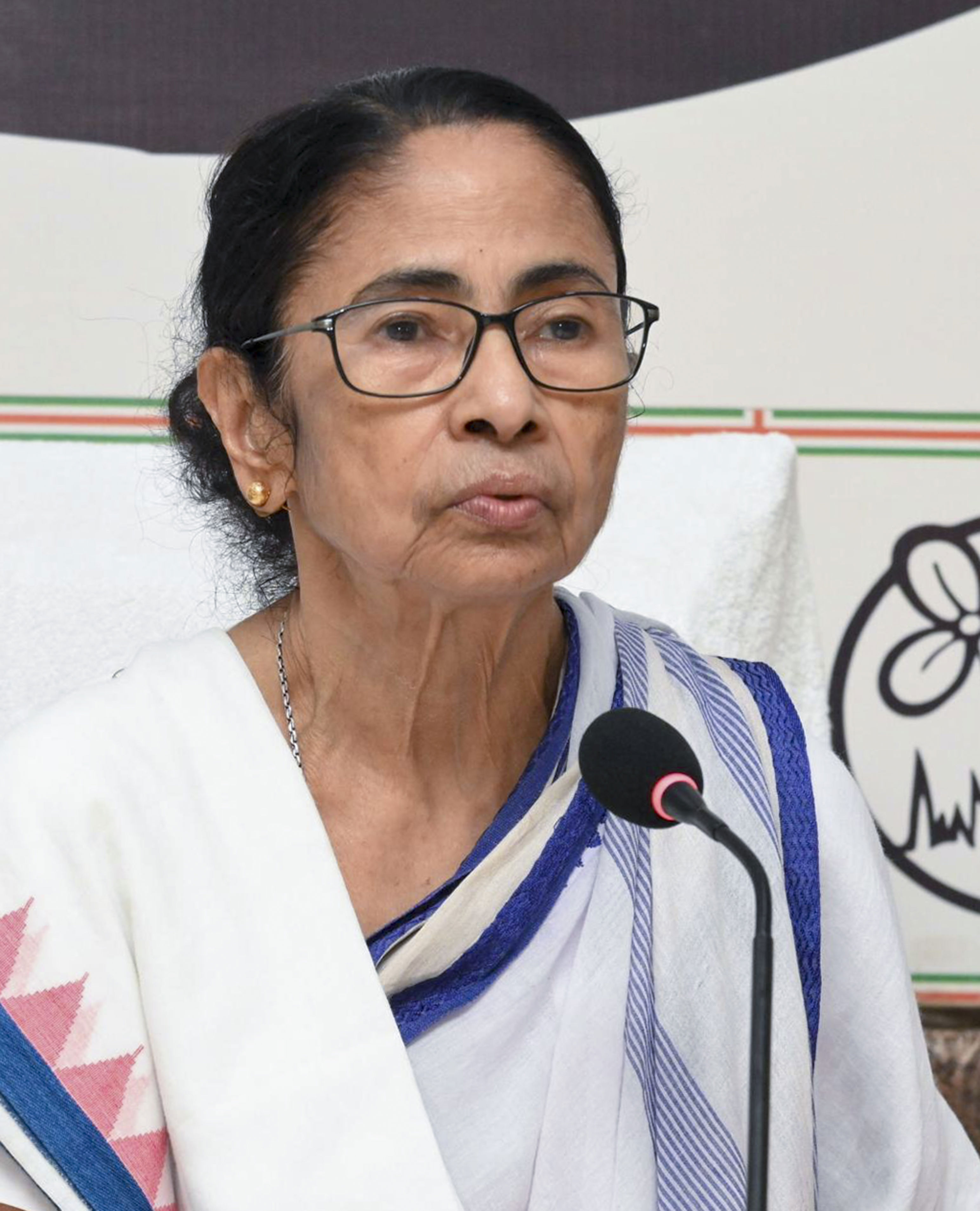 Congress leaders in Bengal split over possible tie-up with TMC