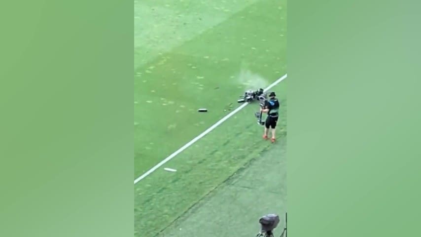 Attimi di paura in Ungheria-Kazakistan: spidercam precipita, match ...