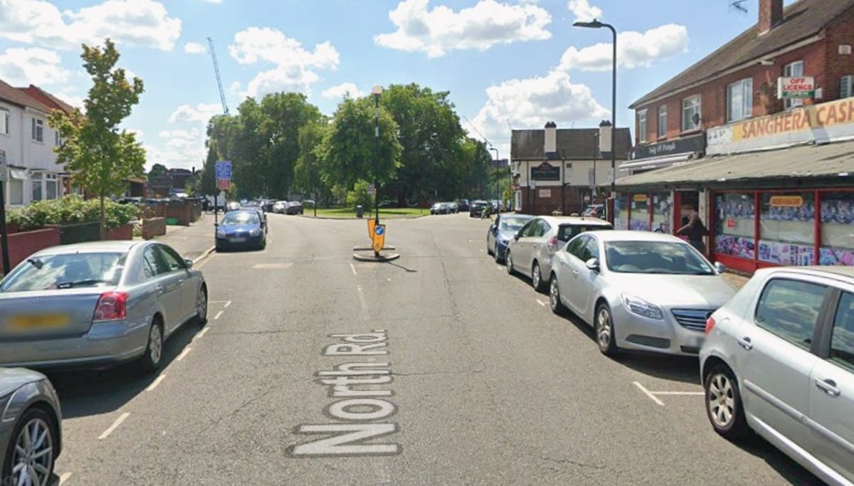 Man dies in London stabbing as seven men arrested for murder