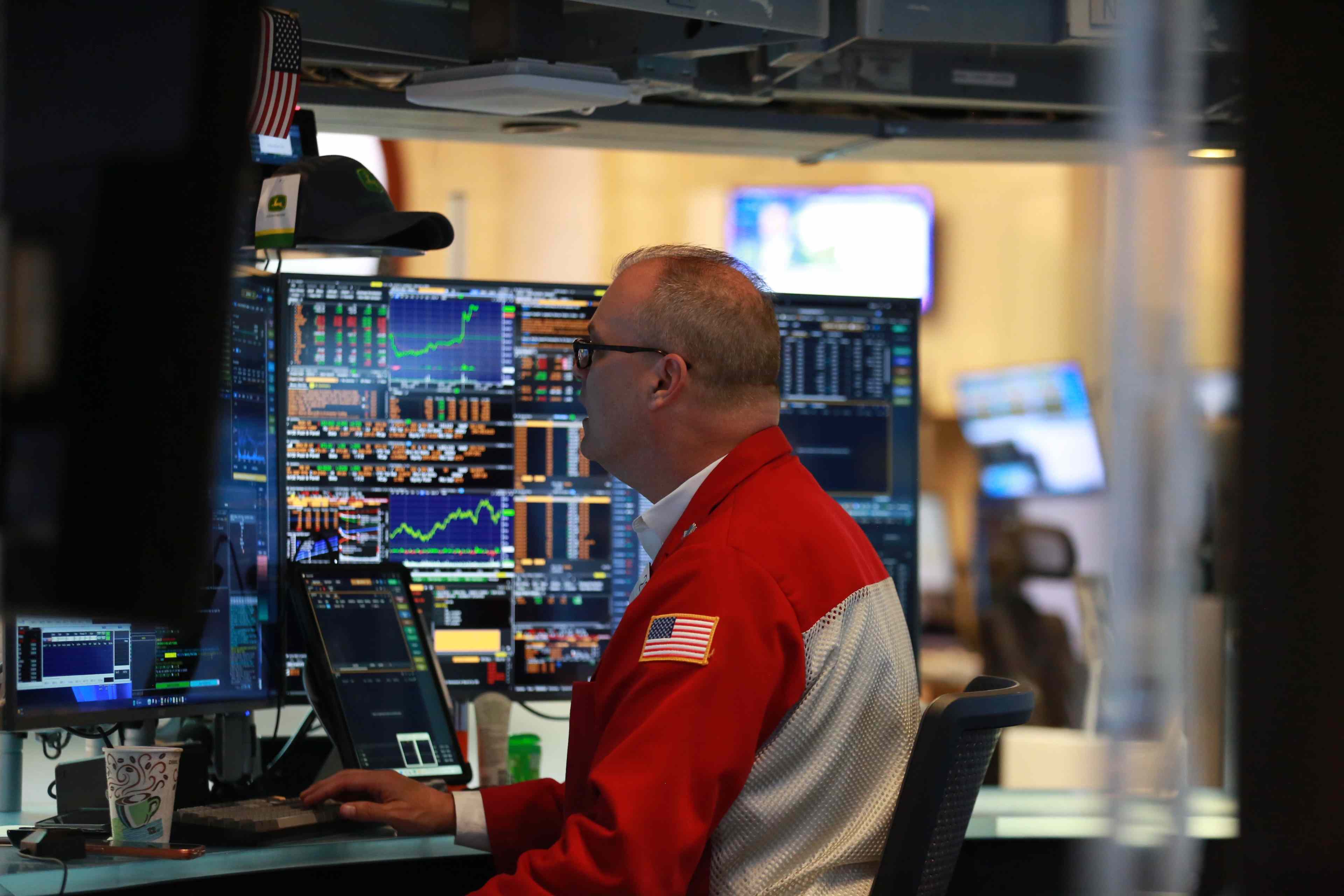 Stock market today: Indexes sink after CPI hits highest level in 3 ...