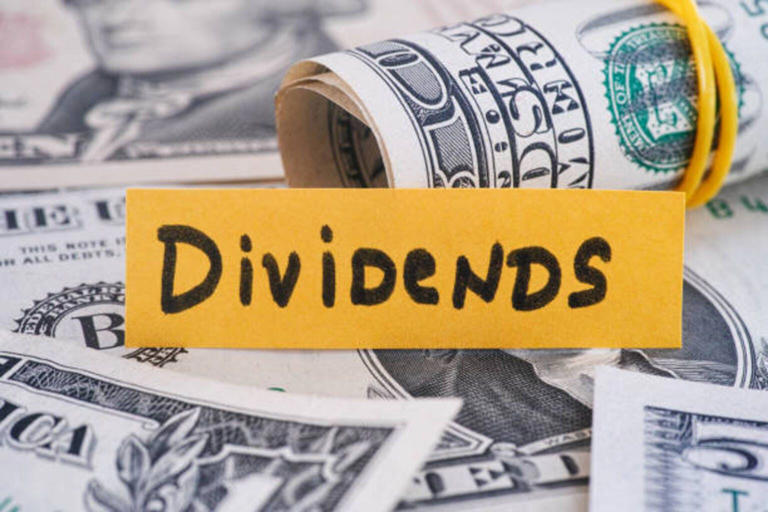 15 dividend stocks to watch as downward momentum grips Wall Street