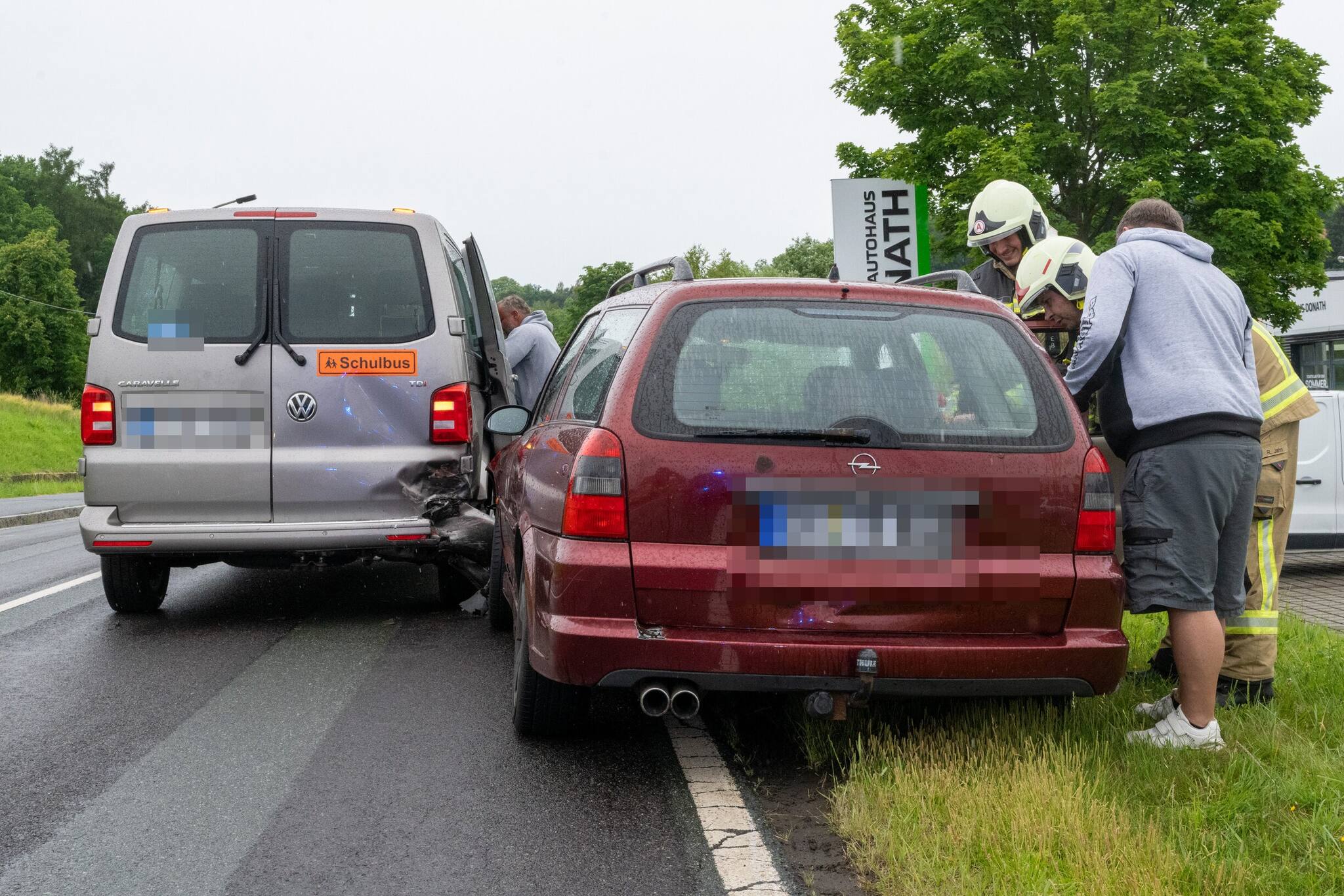 Unfall mit Schulbus in Eckartsberg – Polizei ermittelt zur Ursache