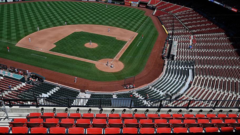 Cardinals add former Phillies prospect in low-risk gamble