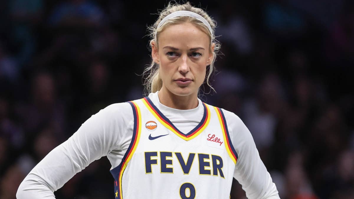 Sophie Cunningham shows support for Fever rookie Raven Johnson in ...