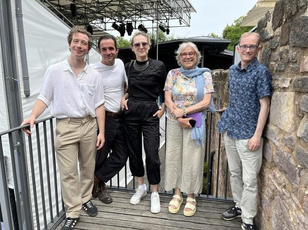 „Ein Sommernachtstraum“ feiert Premiere – mit einem „Kniff, den noch ...
