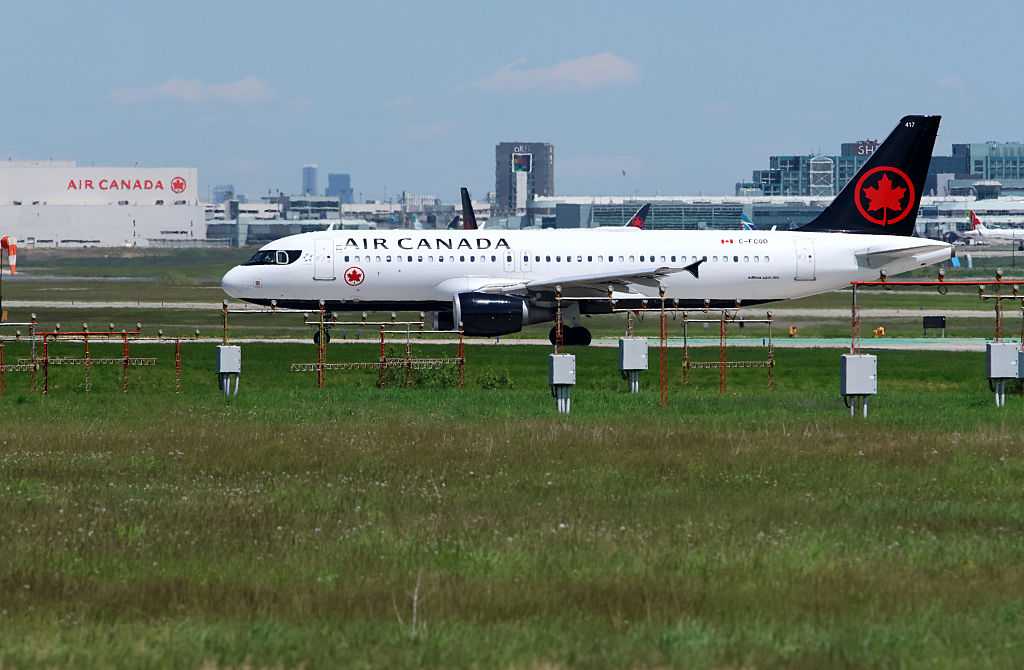 Air Canada pilot flew passengers for years with a fake pilot’s license ...