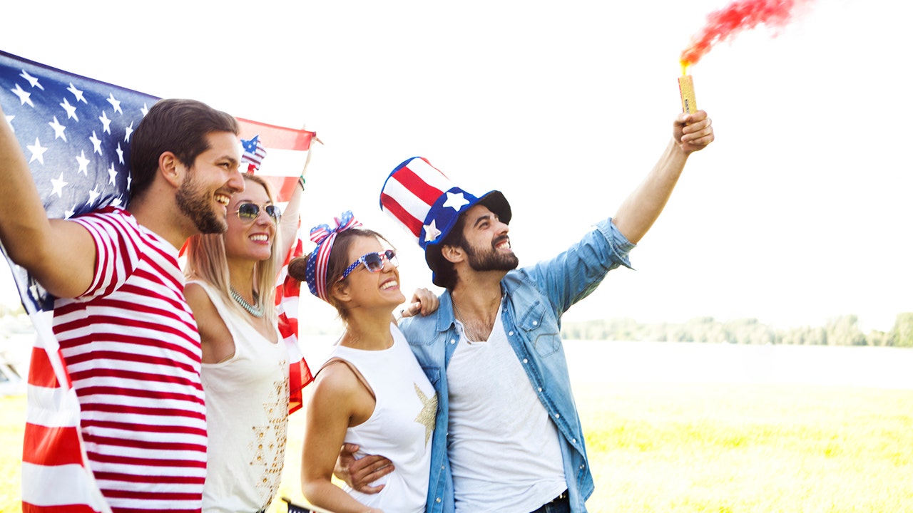 We found 10 patriotic deals in Amazon's America 250 shop — all under $50