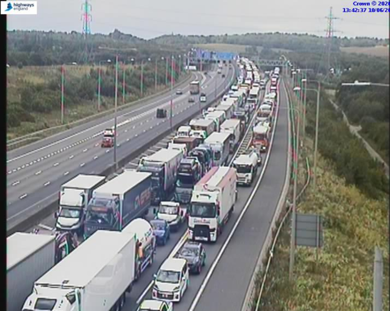 Dartford Crossing bridge closure causes huge queues on M25