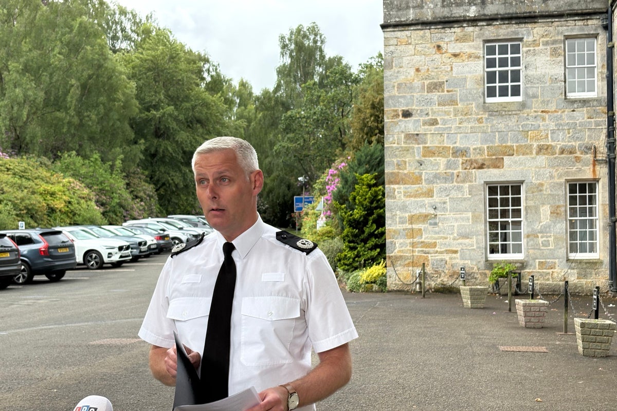 Anyone involved in disorder should expect to get arrested – senior ...
