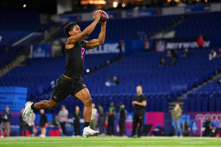 Jeff Hafley impressed by Dolphins rookie Chris Johnson