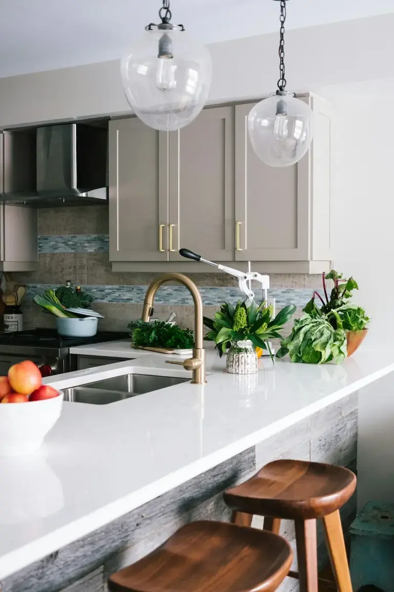Why everyone is suddenly obsessed with vintage kitchens again