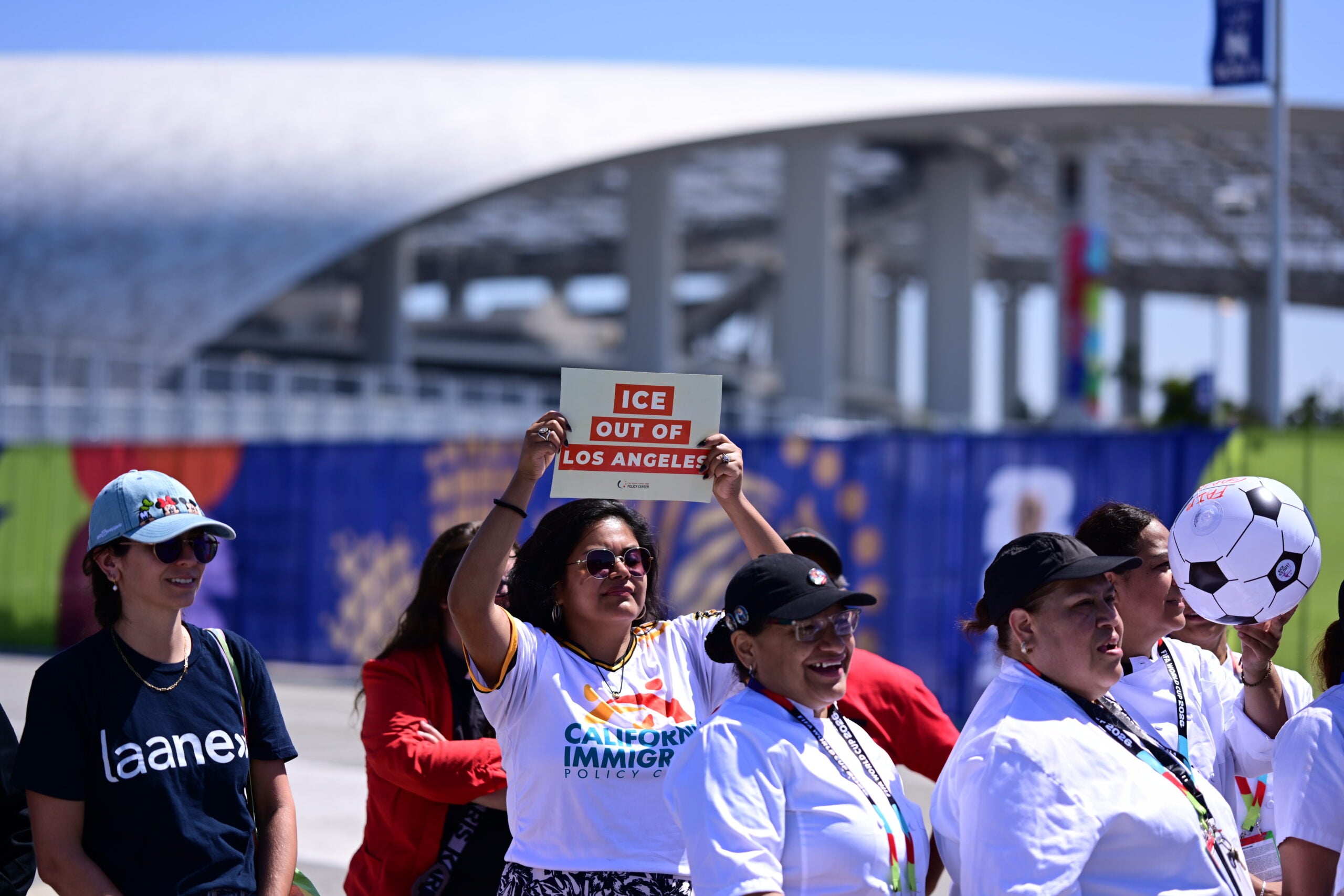 LA SoFi Stadium workers will not strike during the World Cup for now