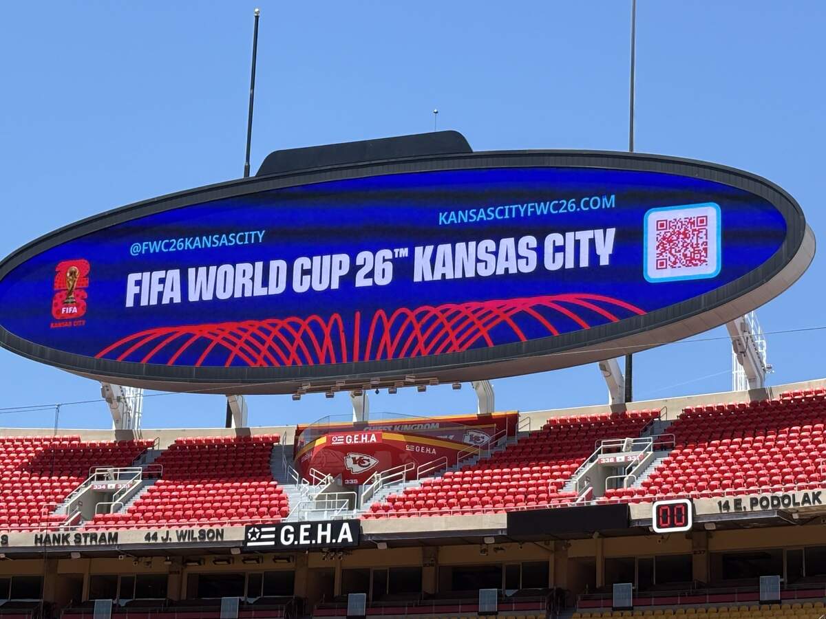 World Cup hotel cancellations, Dutch team arrives & Downtown Days ends ...