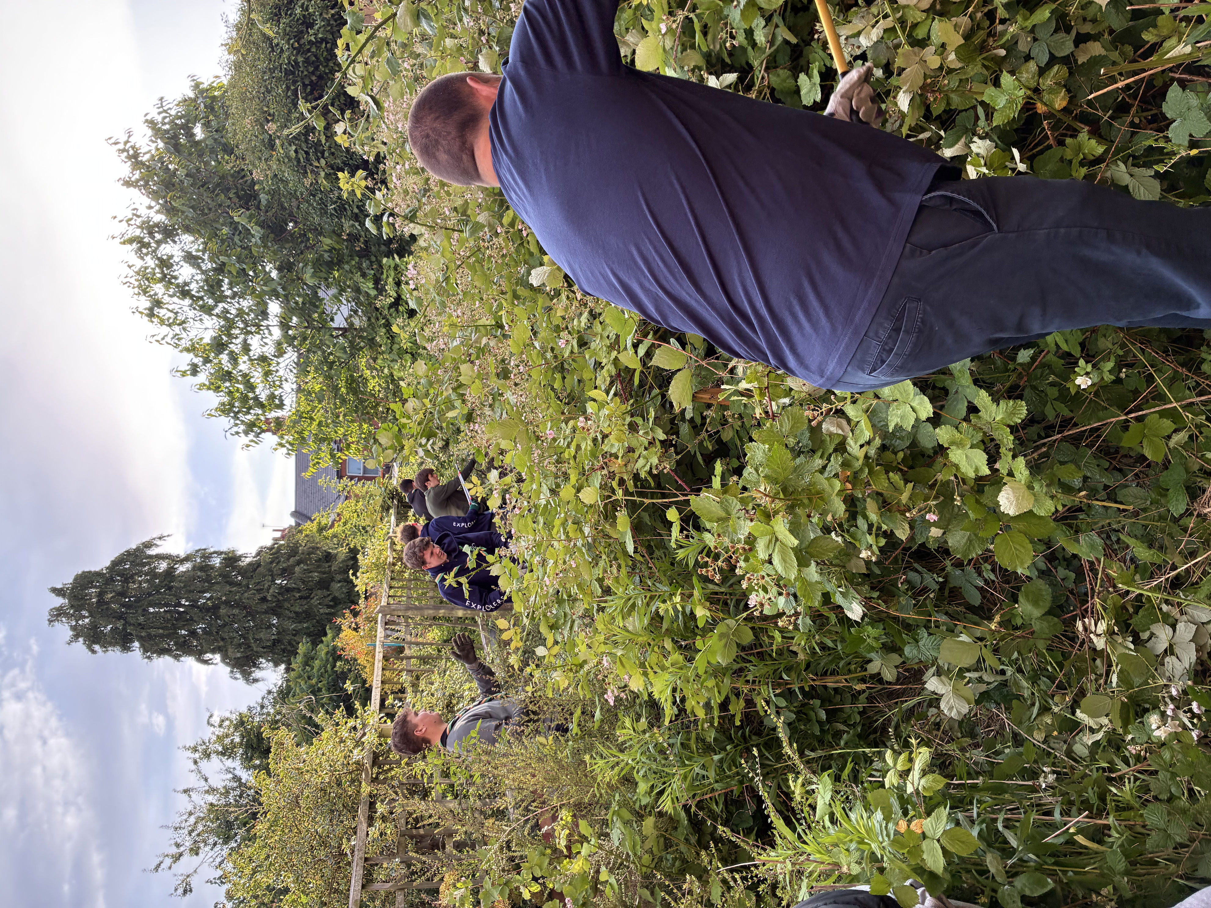 Explorer Scouts transform Northampton Scout shop garden in community ...