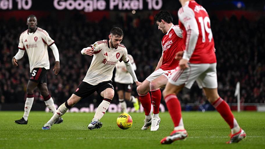 Conor Bradley's injury update adds another layer to Liverpool's right ...
