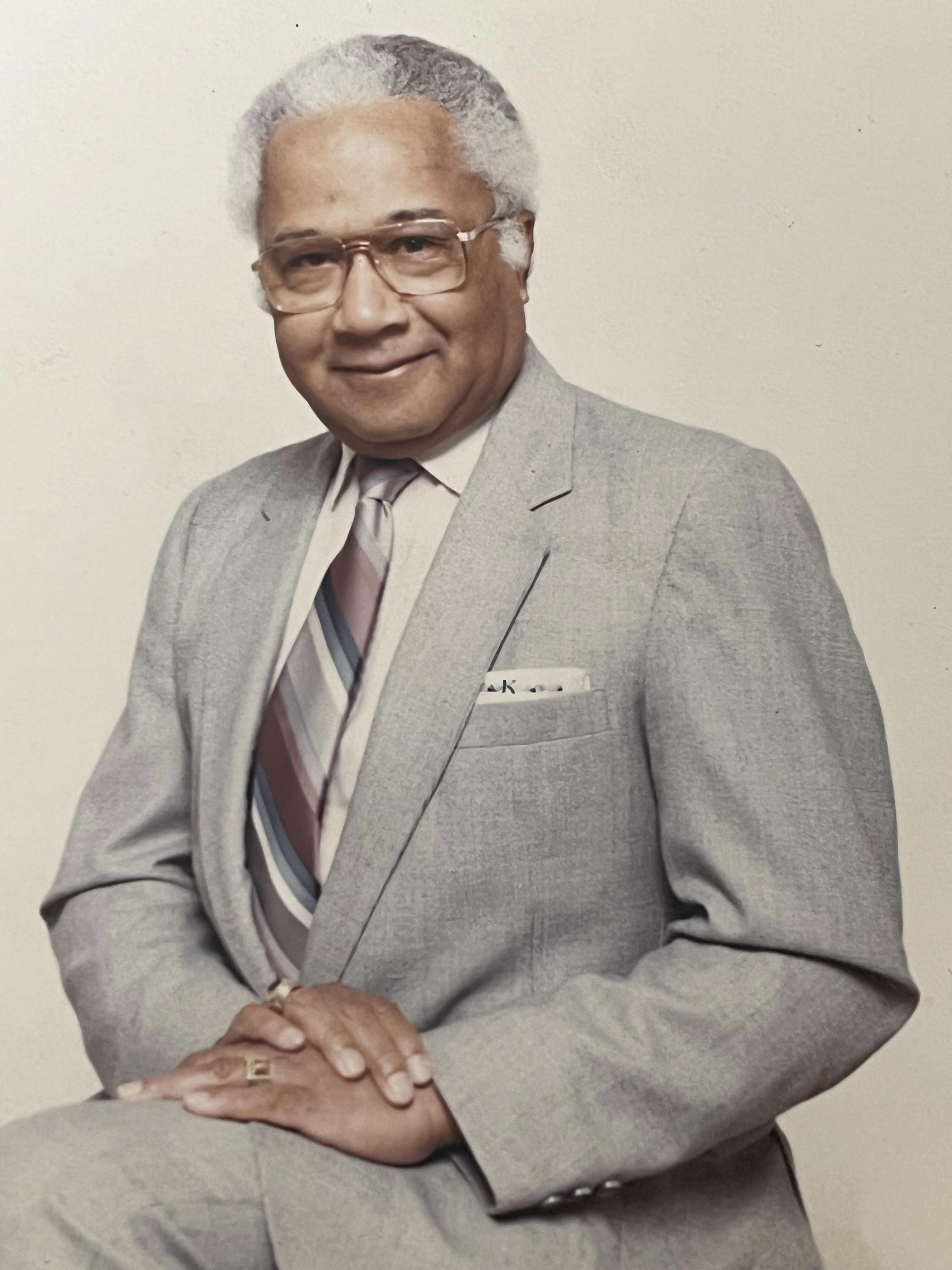 Detroit civic leader Karl Gregory dies at 95, leaves lasting economic ...