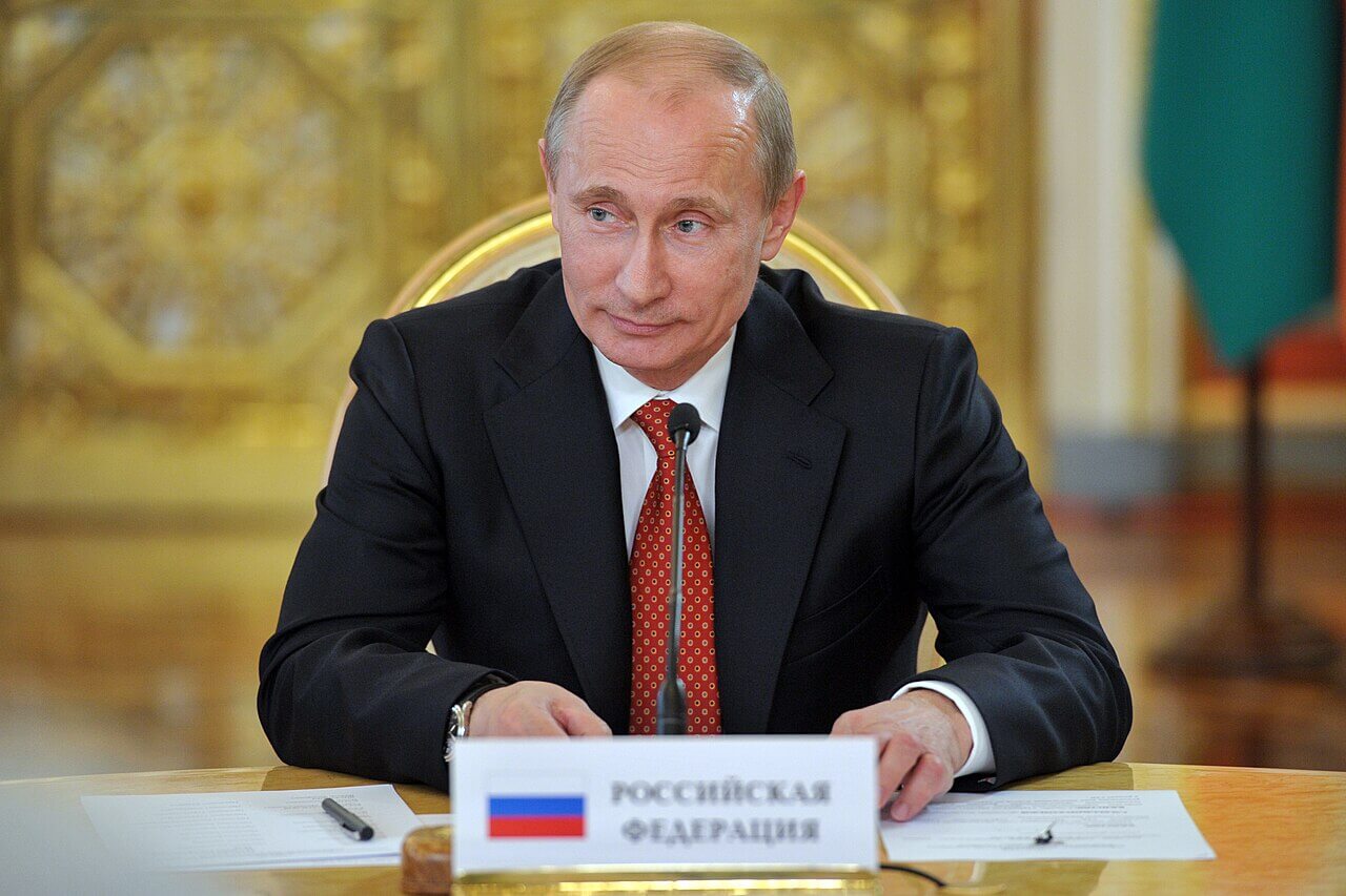 Putin disables CCTV security system around him after fears AI ...