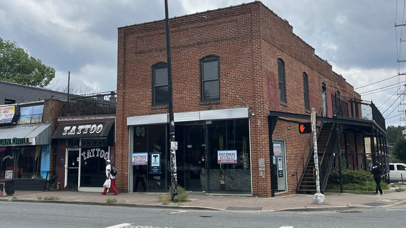 Did someone put mattress store signs in the old Soul building to mess ...