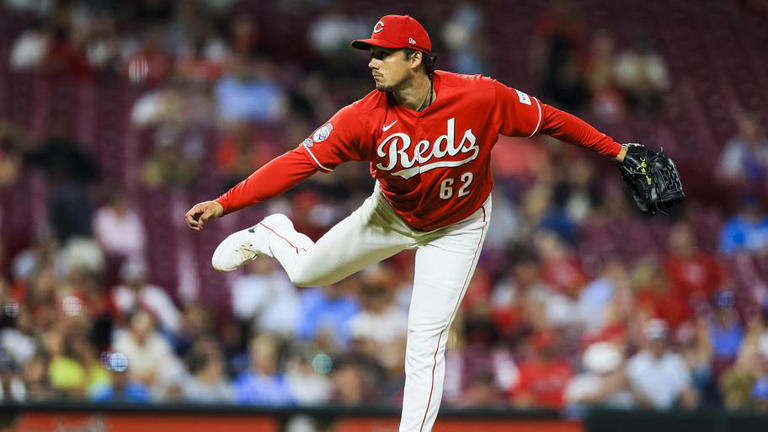 Cincinnati Reds call up fresh bullpen arm after 11-inning game vs. Padres