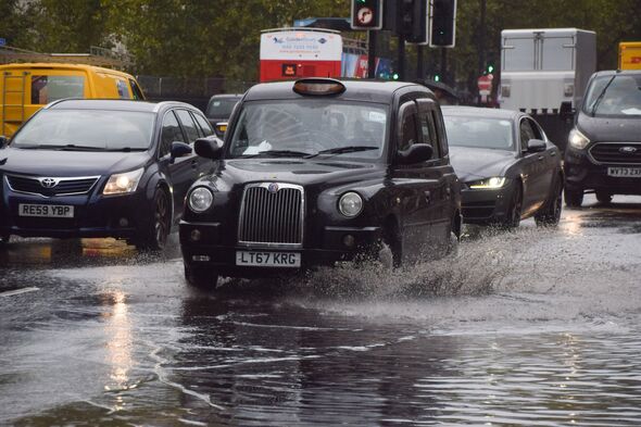 Met Office weather map shows only 6 counties spared by rain on Thursday