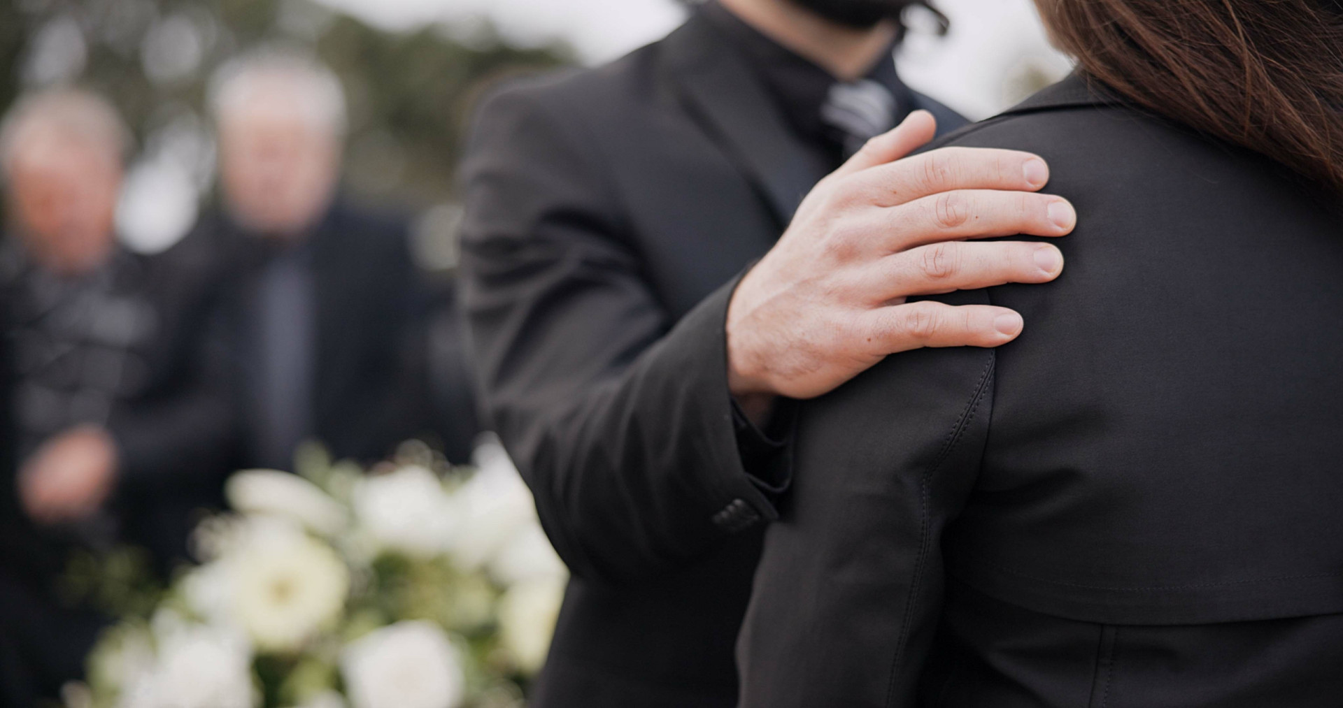 Things you should never say to someone who's grieving
