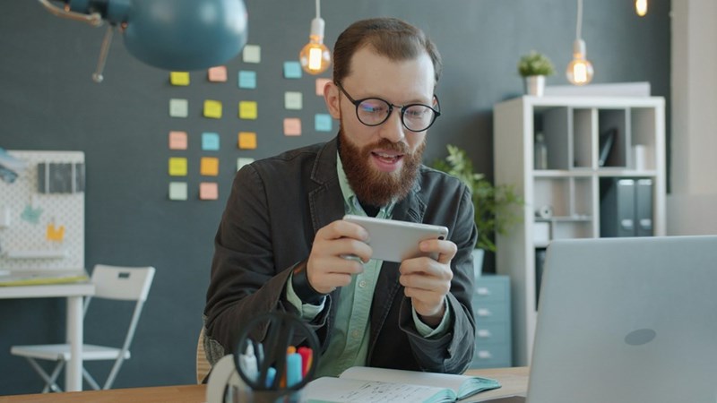 Manager demands employees track every minute of non-billable work, then ...