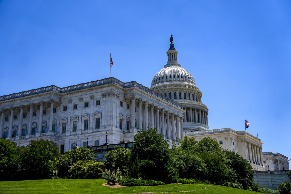 How money exchanges between House members shape the balance of power