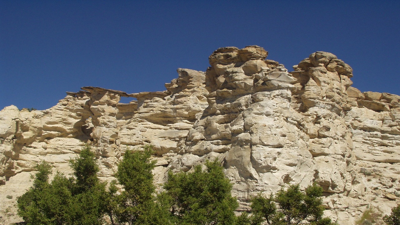 Deep in Wyoming’s sagebrush, a white sandstone castle hides hundreds of ...