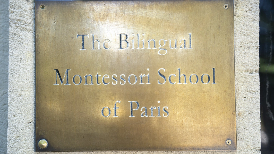 Mastering French-English bilingual life in Paris
