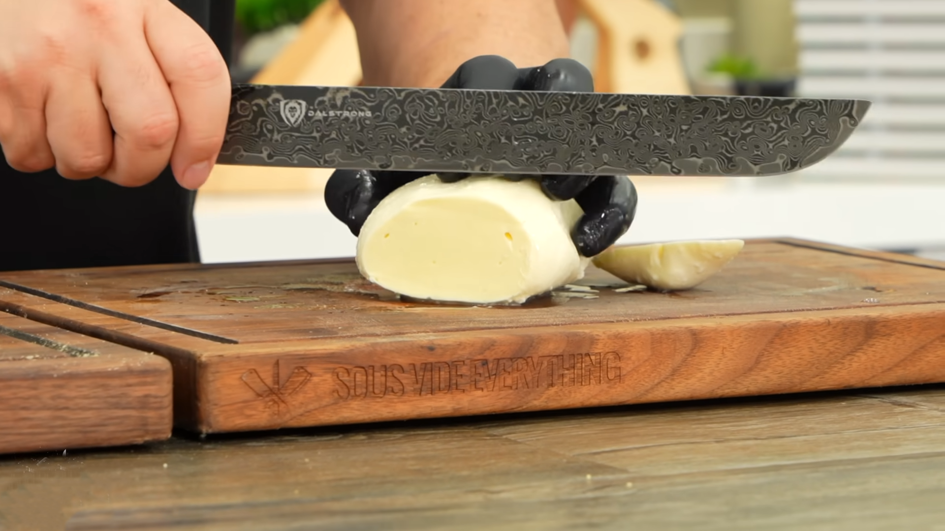 The three ingredients behind real mozzarella revealed